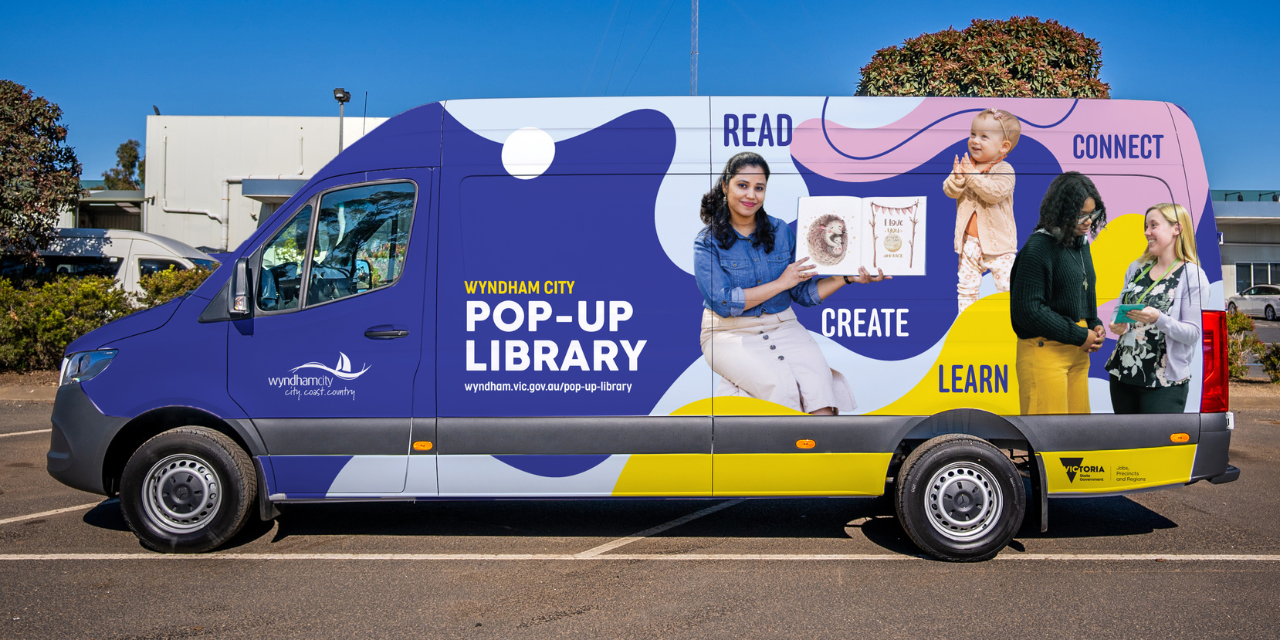 Pop-up library van | The Loop